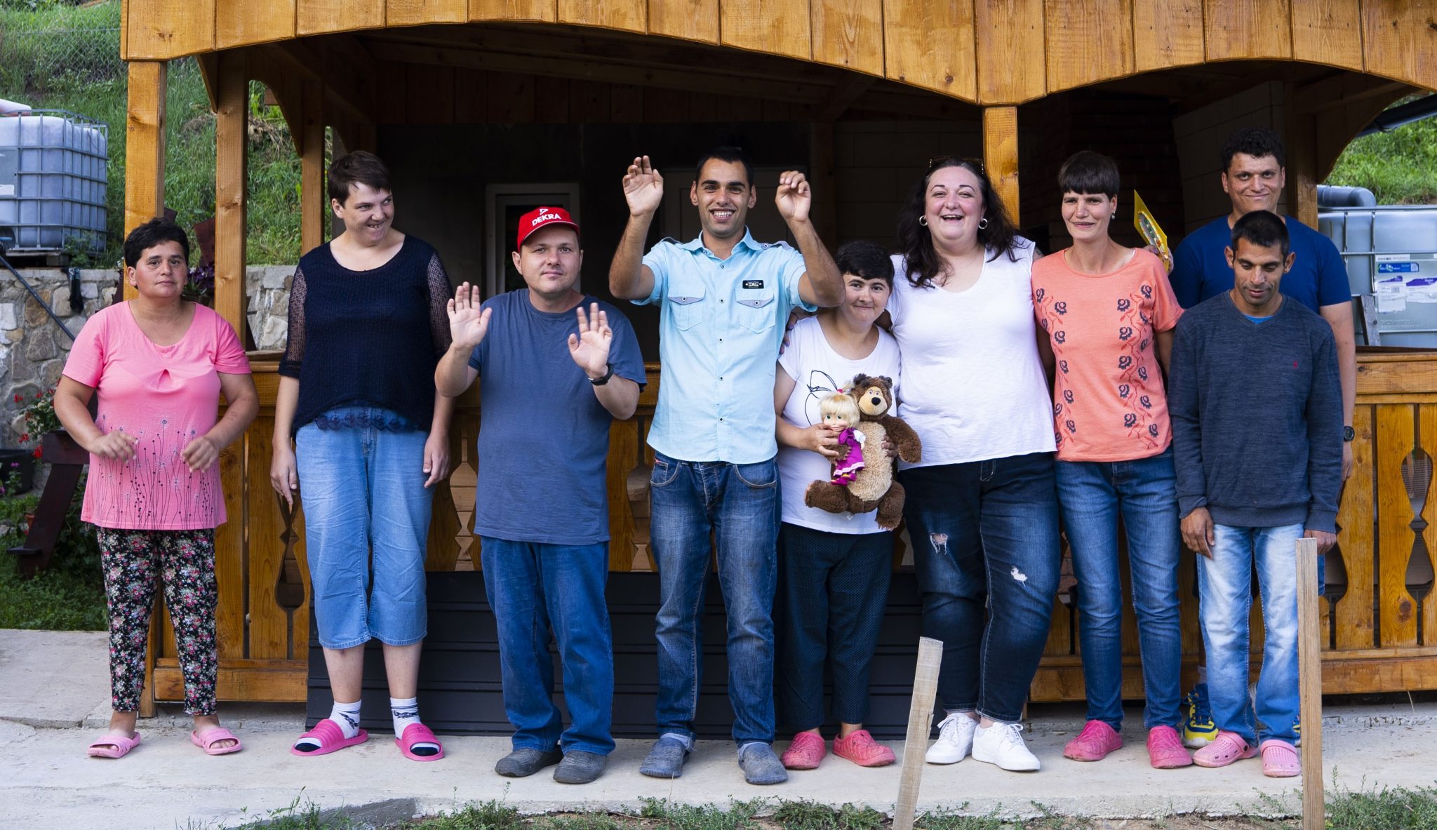 FARA Charity - A family for those without